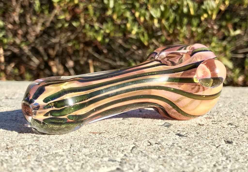 Color Changing Gold Pipe - Glass Patriots